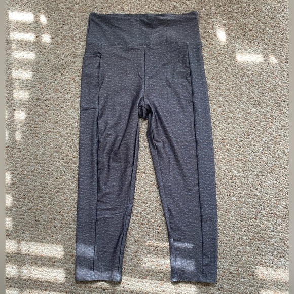 Zone Pro | Pants & Jumpsuits | Dark Gray Zone Pro Capri Length Leggings ...